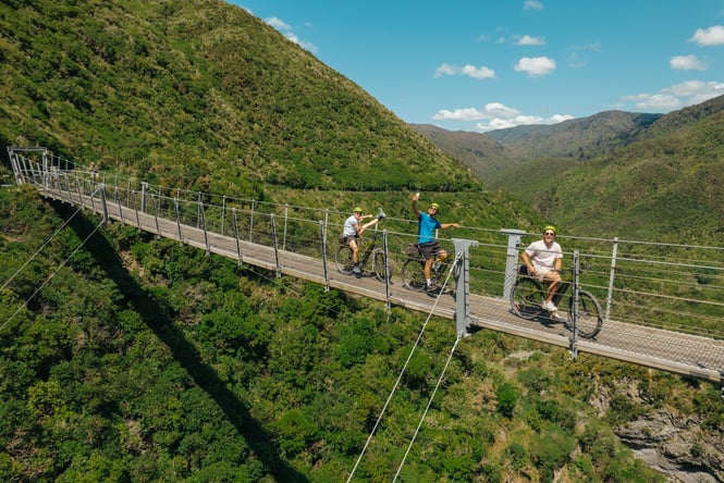 Best Hutt Valley Walks and Where to Eat After I Neat Places