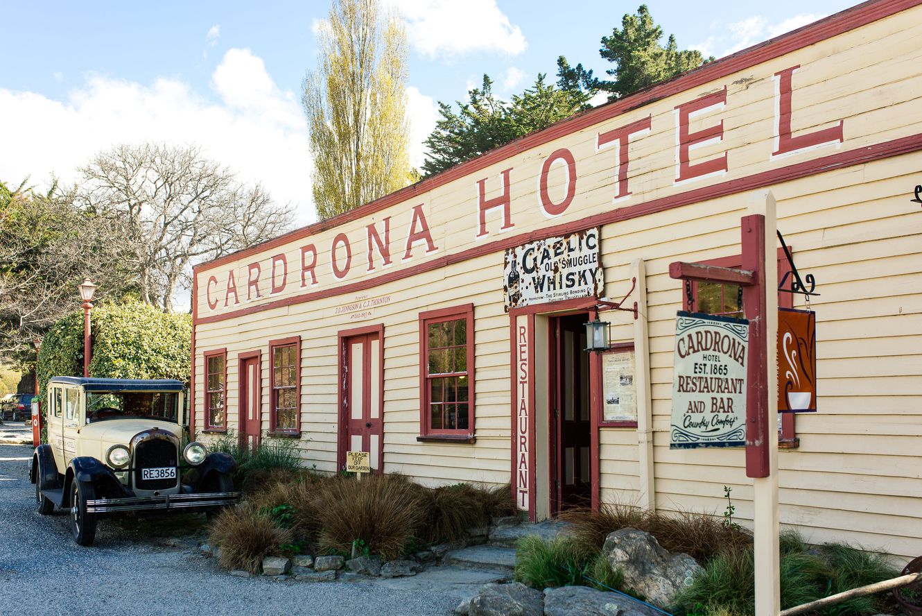 The best classic pubs in the South Island NZ | Neat Places.